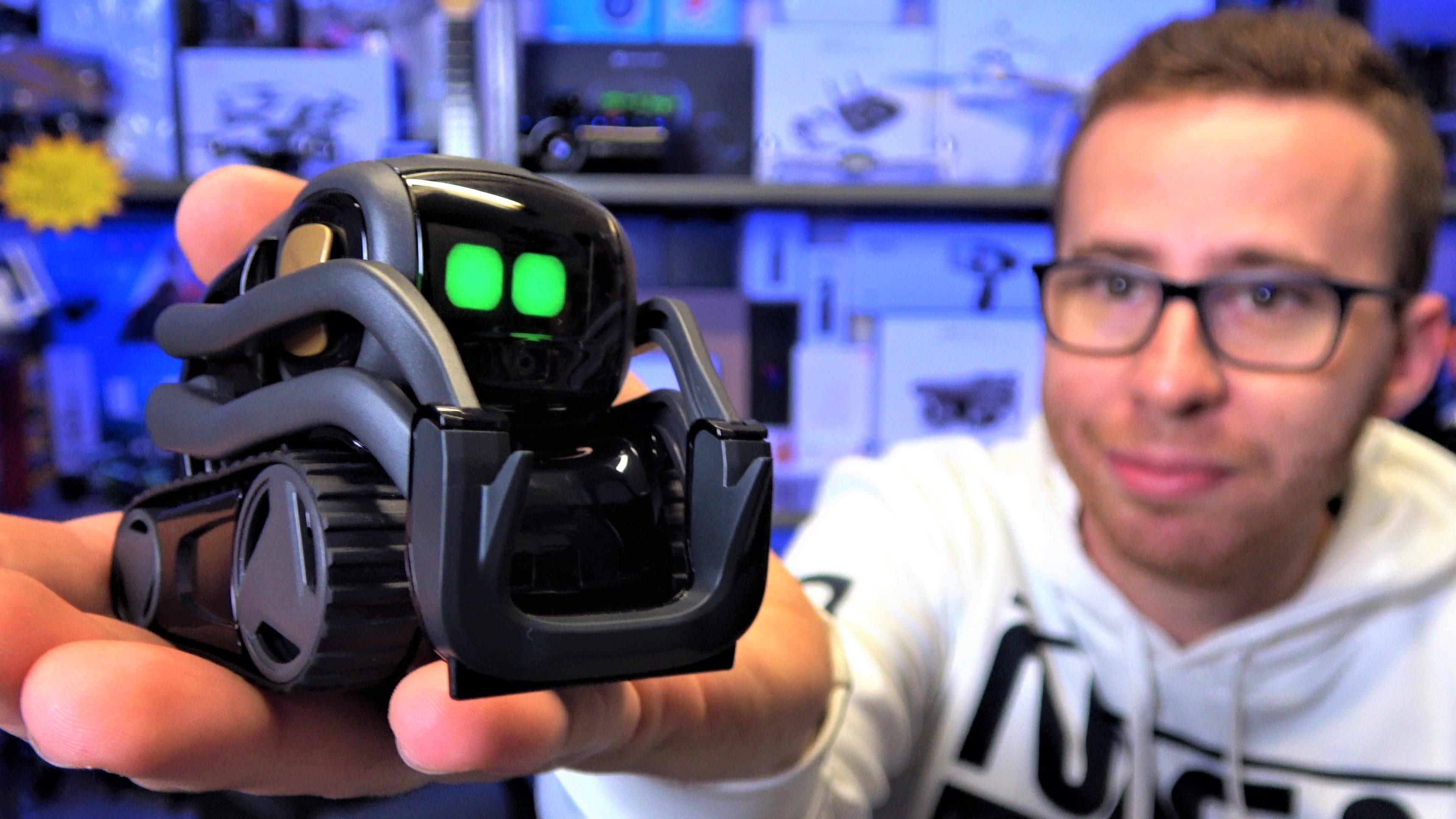 ANKI VECTOR! AUTOMA ECONOMICO! – Tech Best Deals